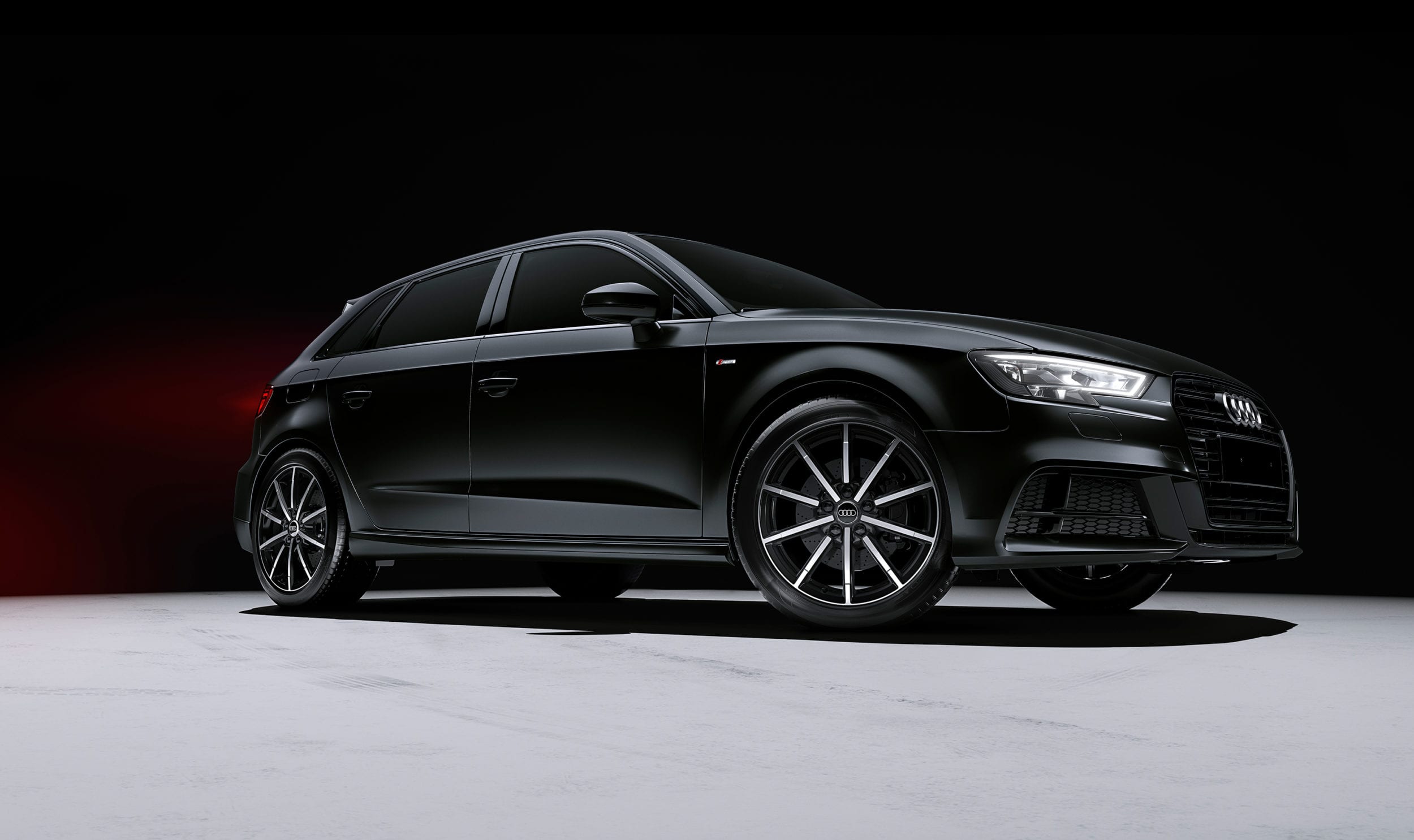 Audi - Black Edition - pixteur studios